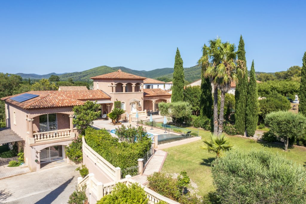 Villa Moniris – Location villa en Provence et Côte d’Azur